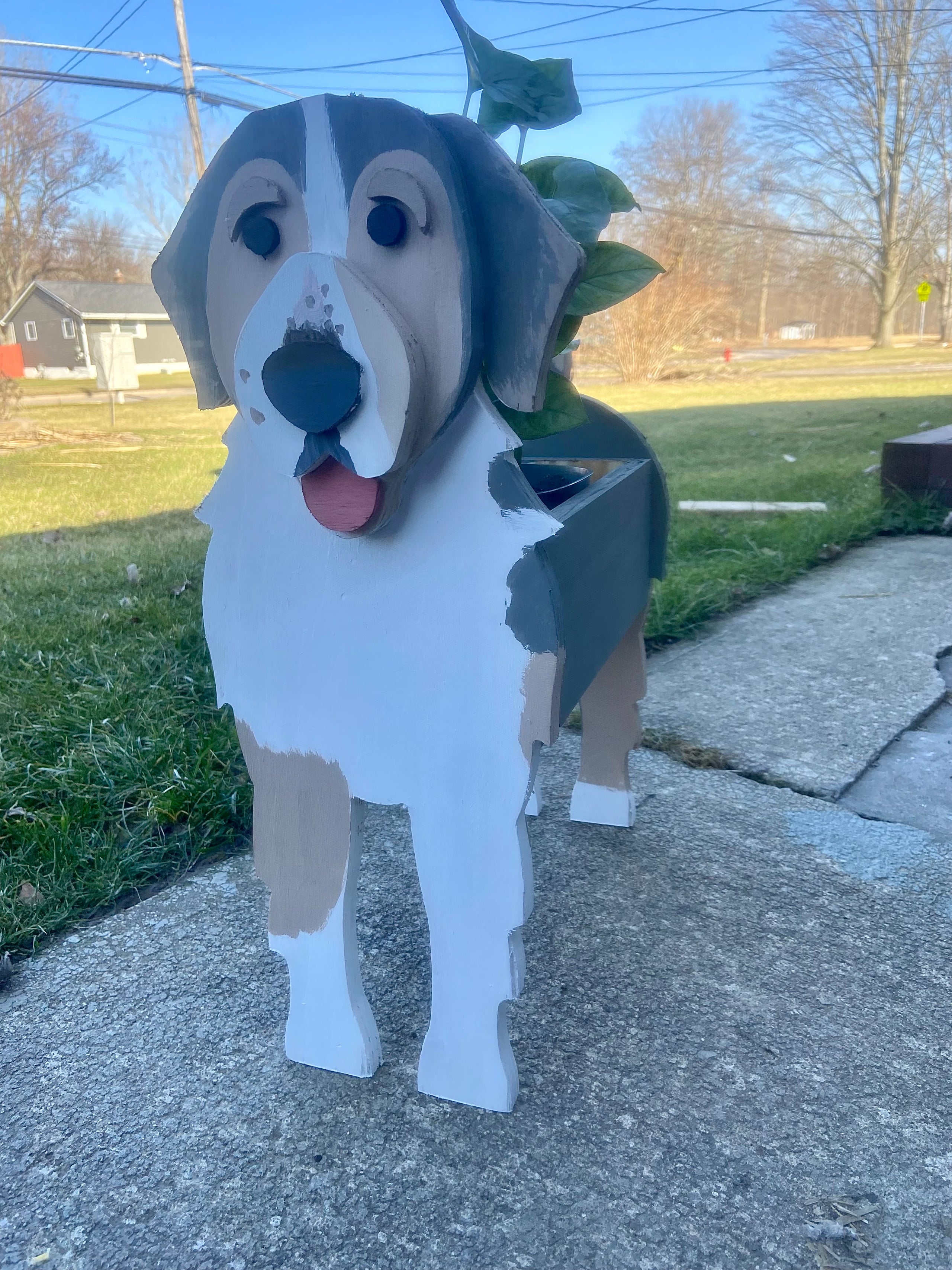 Dog or Cat Planter Box | Affordable Farmhouse
